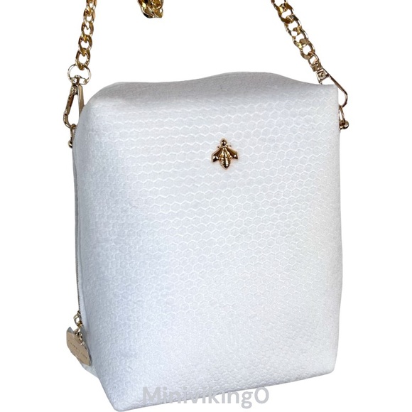 GUERLAIN | Bags | Guerlain Cosmetic Pouch To Crossbody Purse Velour Bag ...